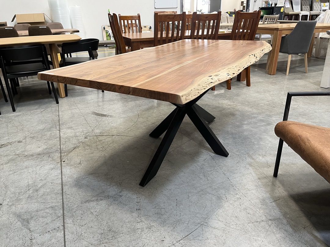 Second Living & Dining Room Furniture | Seconds Furniture