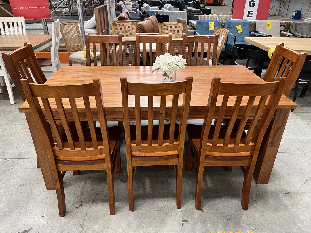 Second Living & Dining Room Furniture | Seconds Furniture