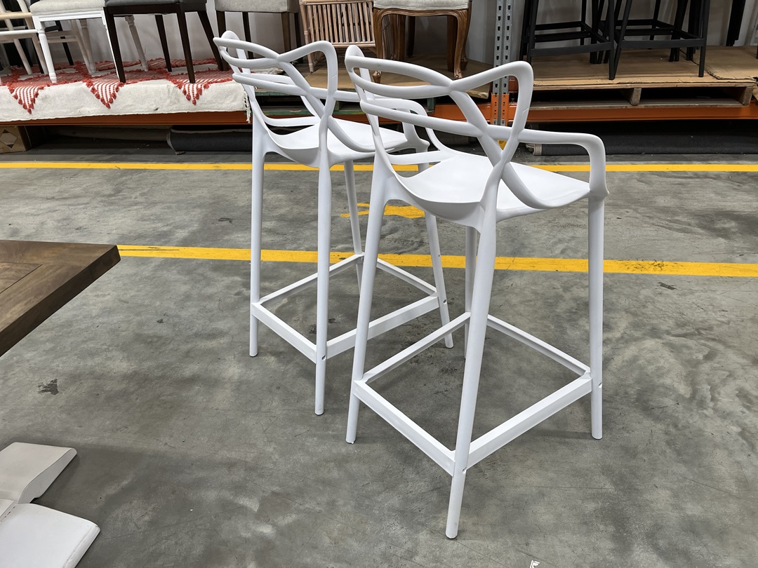White Bar Stools - Seconds Furniture