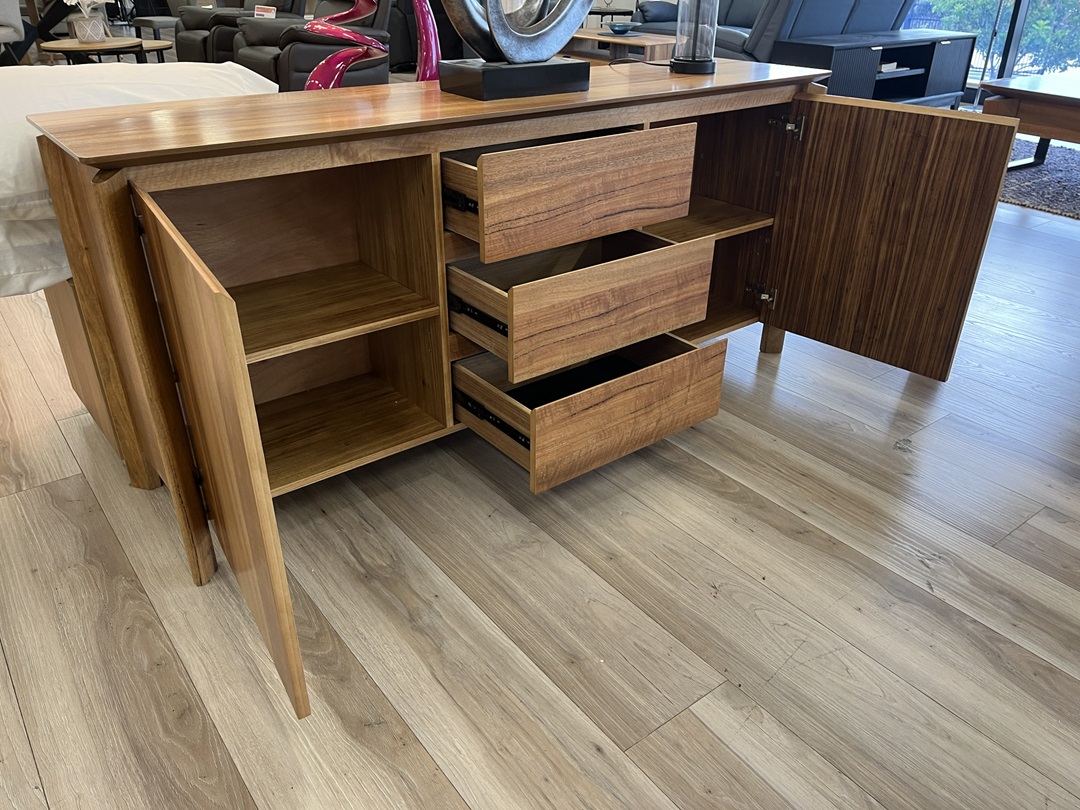 Second Living & Dining Room Furniture | Seconds Furniture