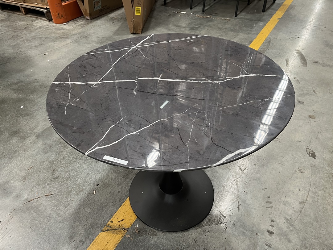 Second Living & Dining Room Furniture | Seconds Furniture